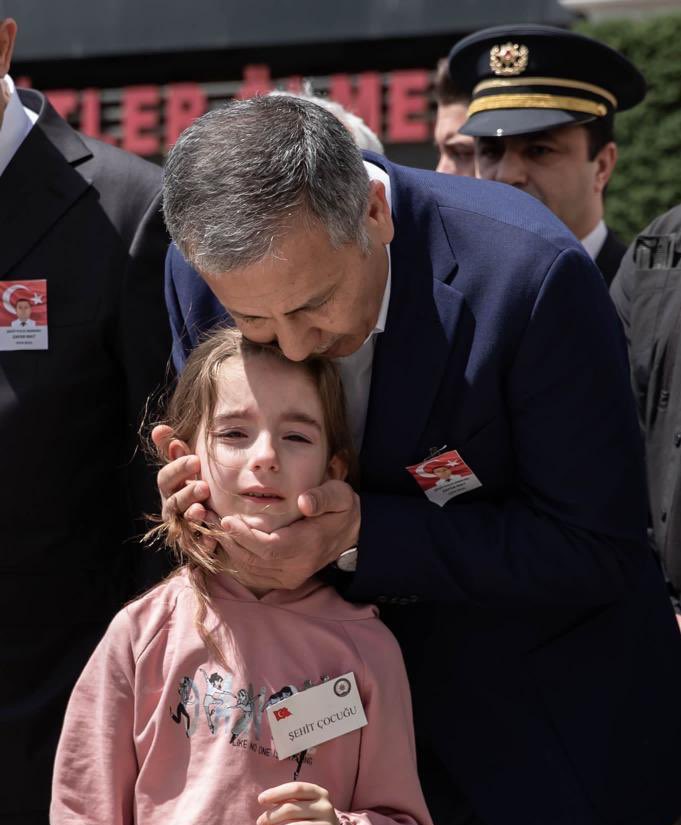 T.C. İstanbul Valiliği - Şehit Polis Memuru Zafer Mat, Son Yolculuğuna ... T.C. İstanbul Valiliği - Şehit Polis Memuru Zafer Mat, Son Yolculuğuna ...